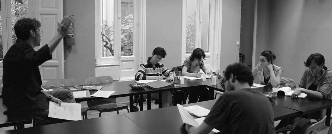 Escuela de Escritores archivos - Página 2 de 2 - Cafebrería ad Hoc